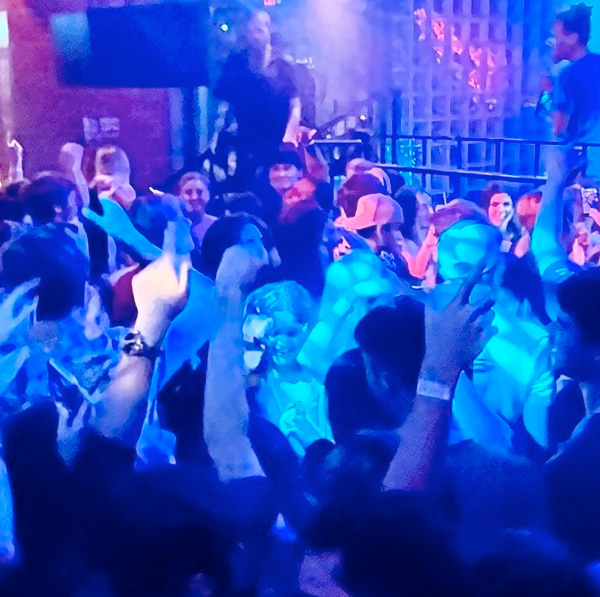 Dream Rave Designs – Rave EDM Festival Clothes